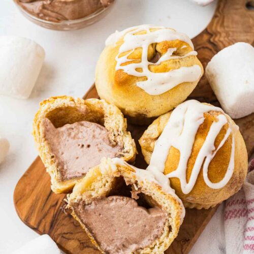Magic Marshmallow Puffs with Cream Filling